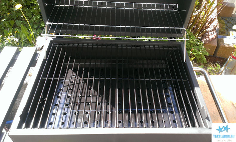 Holzkohlengrill TORONTO von Tepro - testlabor.eu